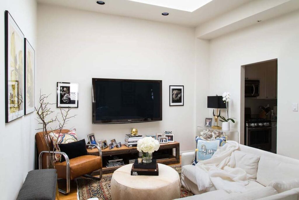 24 Small Living Room TV Setup Ideas for Modern Spaces