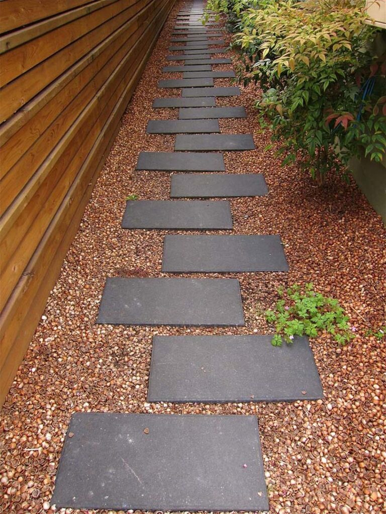 30 Creative Stepping Stone Designs for Your Backyard