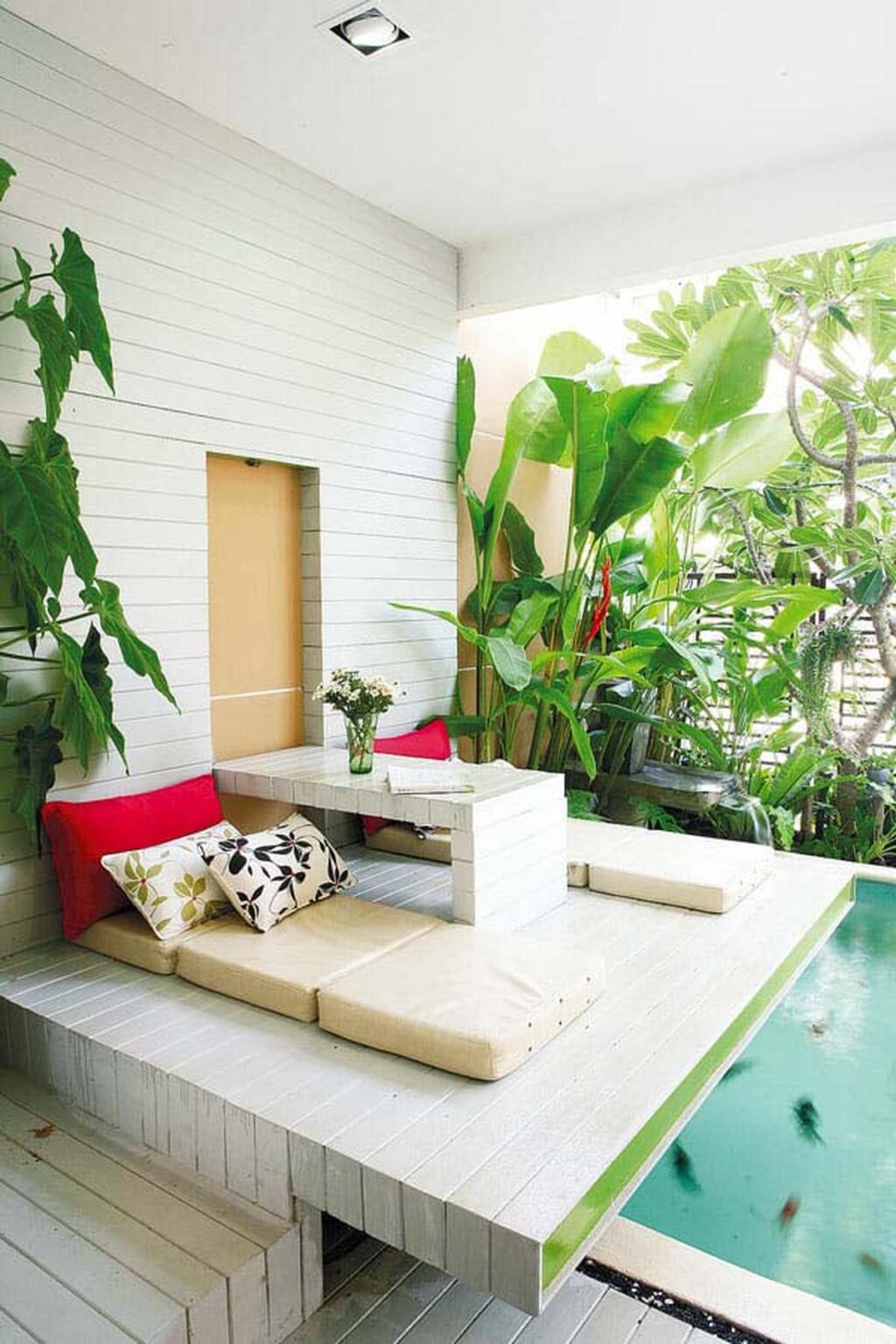 28 Relaxing Garden Corners for a Peaceful Retreat