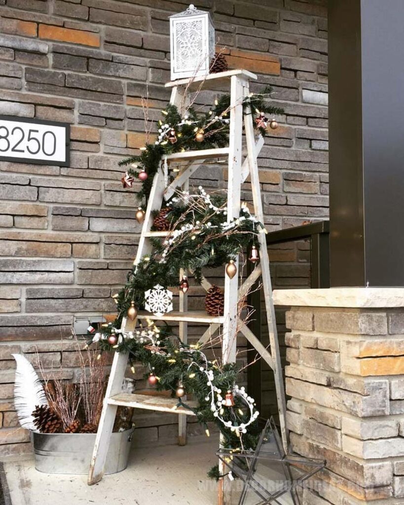 28 Innovative Christmas Ladder Tree Designs to Try
