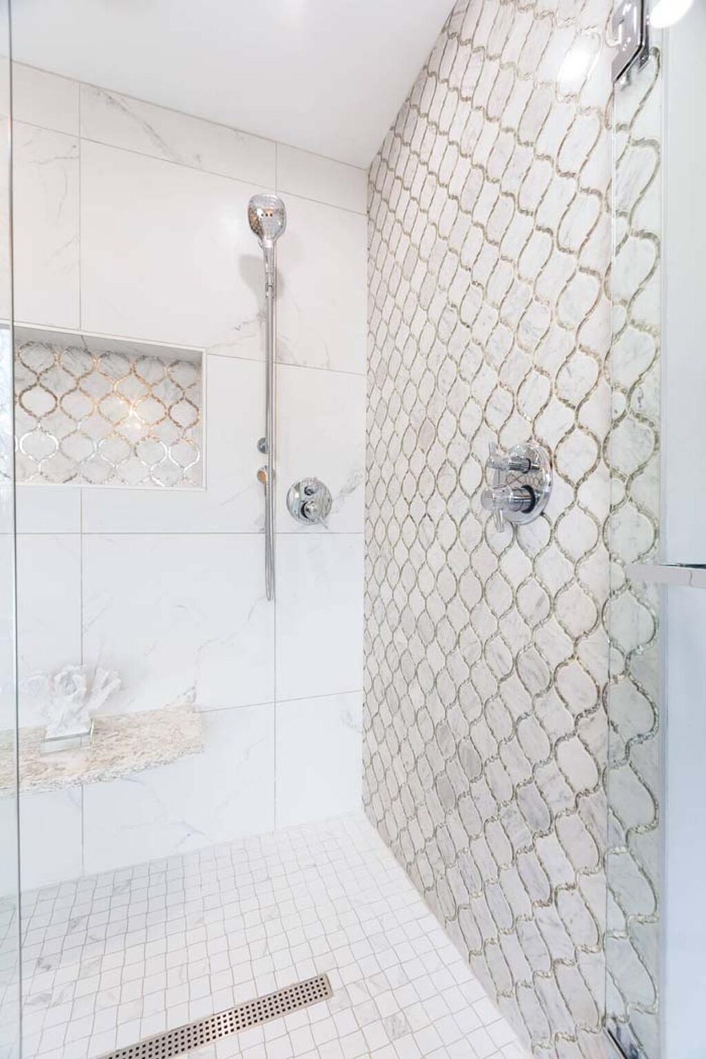 29 Gorgeous Walk In Shower Tile Designs that Wow