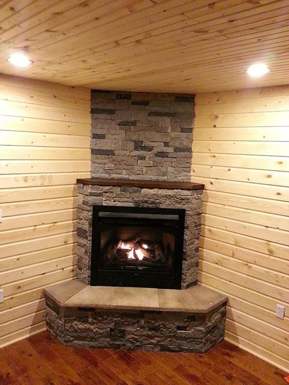 32 Creative Corner Fireplace Designs to Transform Any Room
