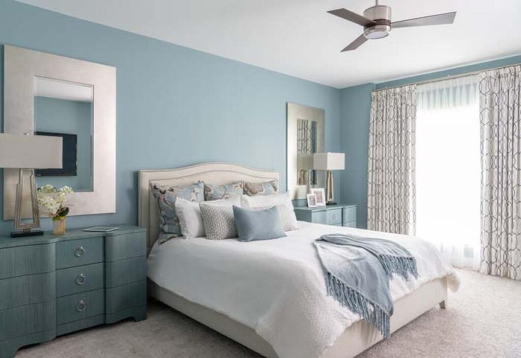 20 Perfect Curtain Colors for Blue Bedroom Walls