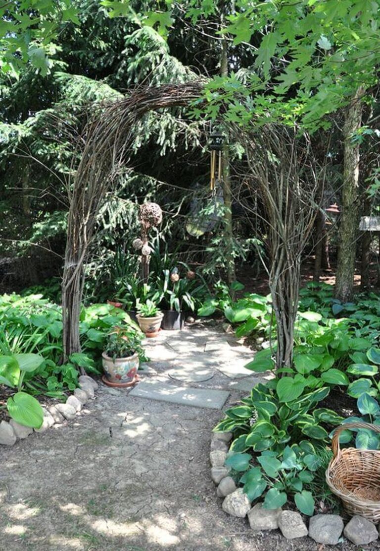 22 Best Twig Garden Projects for a Budget-Friendly Yard