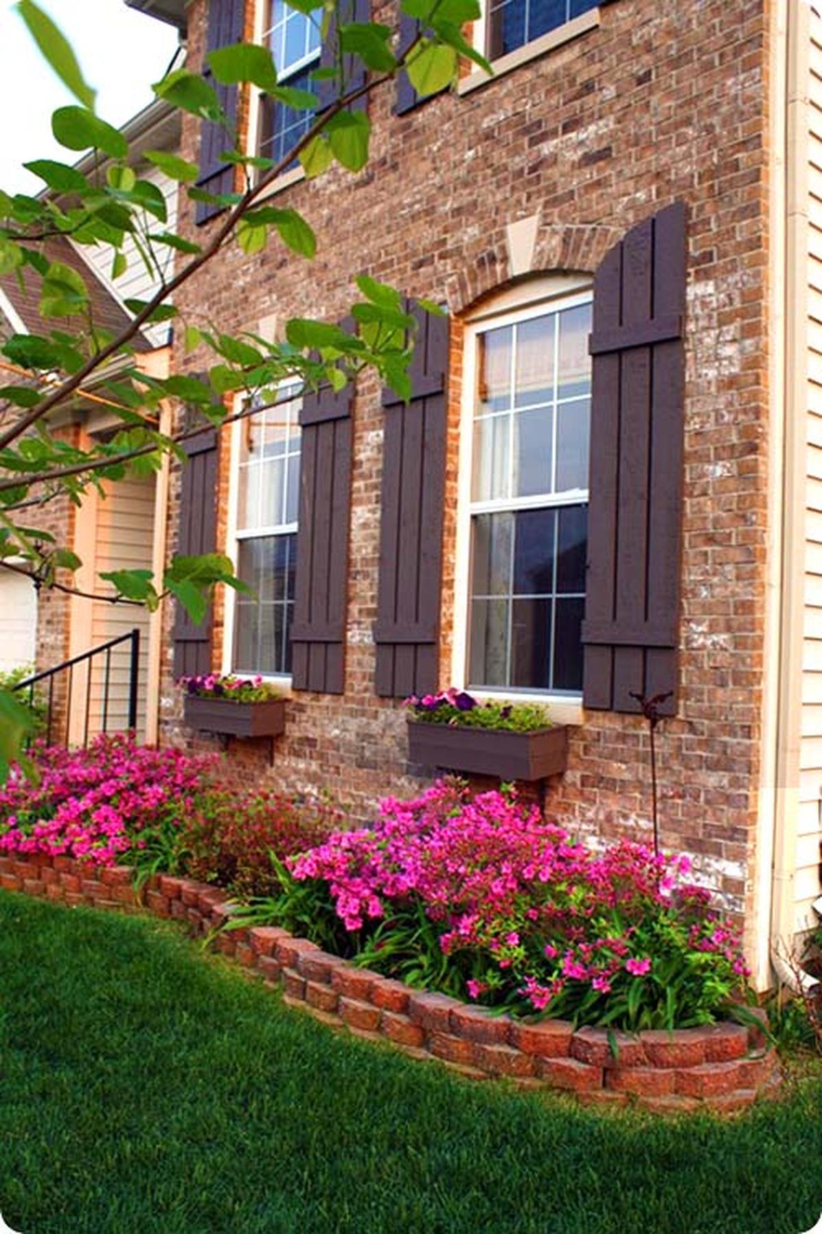14 Best Brick Flower Bed Ideas to Try Instantly