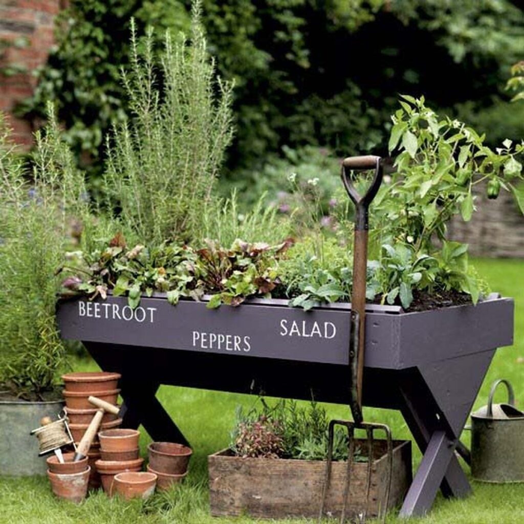 20 Vintage-Inspired Garden Planters You'll Love