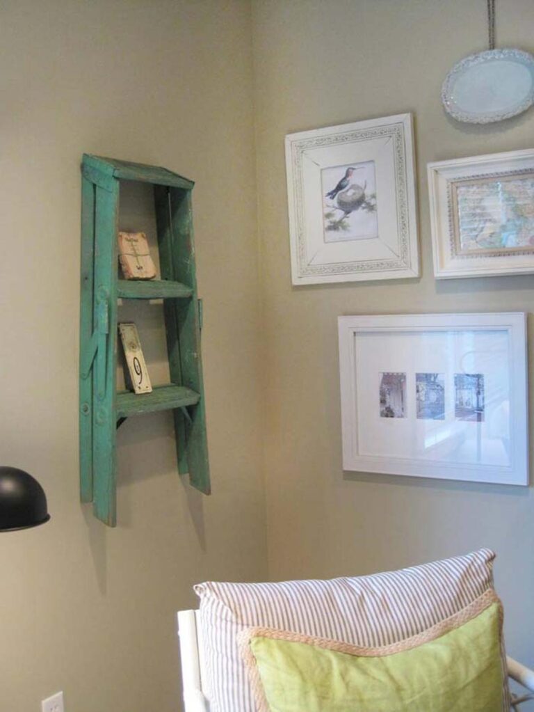 36 Stunning Repurposed Ladder Ideas for a Rustic Flair