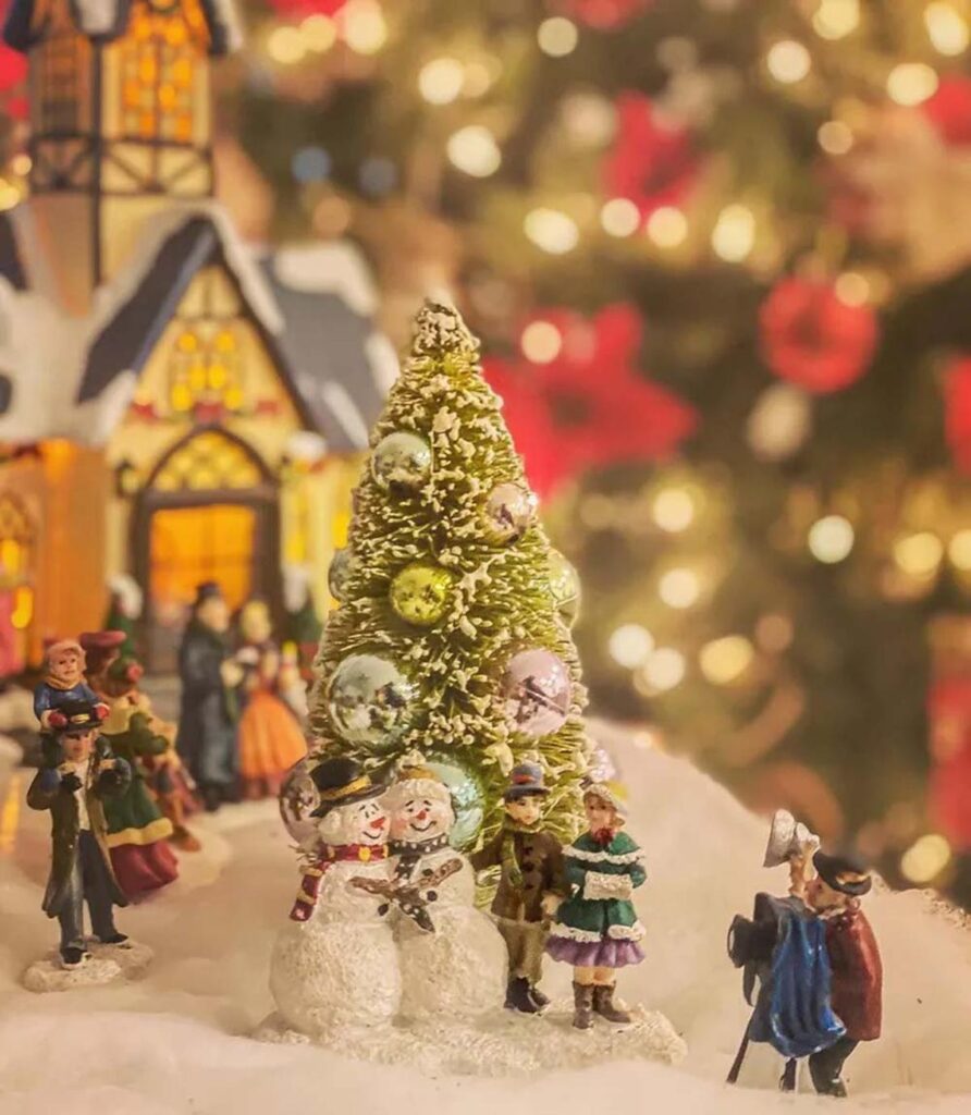 21 Best Christmas Village Displays for a Joyful Holiday