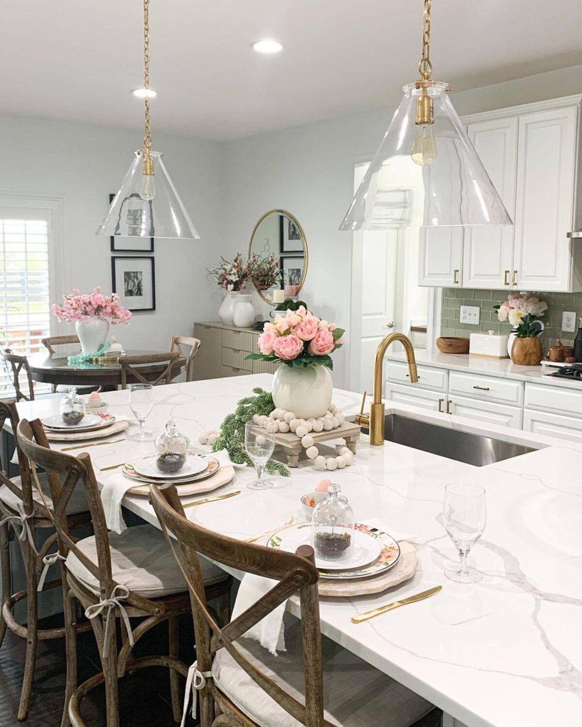 18 Spring Farmhouse Decorating Ideas for a Fresh Look