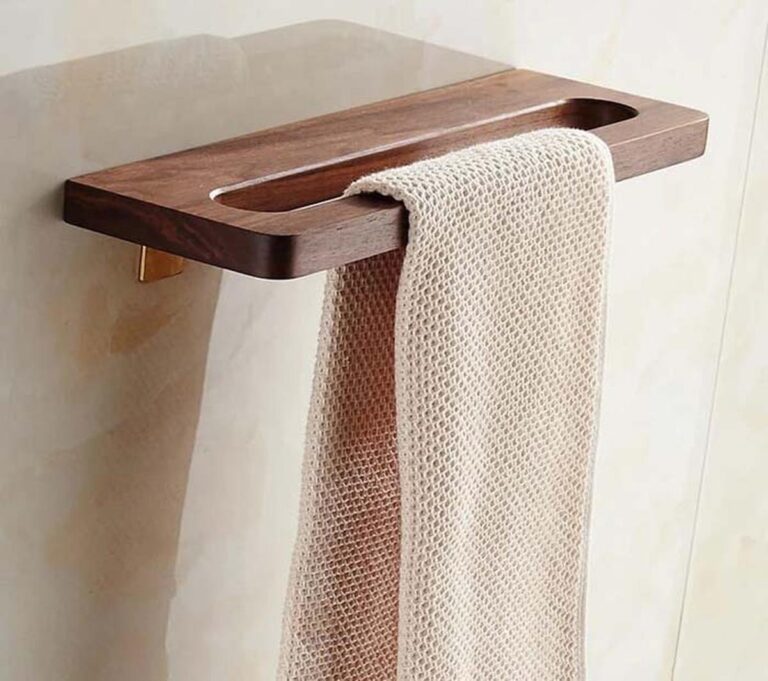 37 Amazing Towel Rack Ideas for a Neat Bathroom