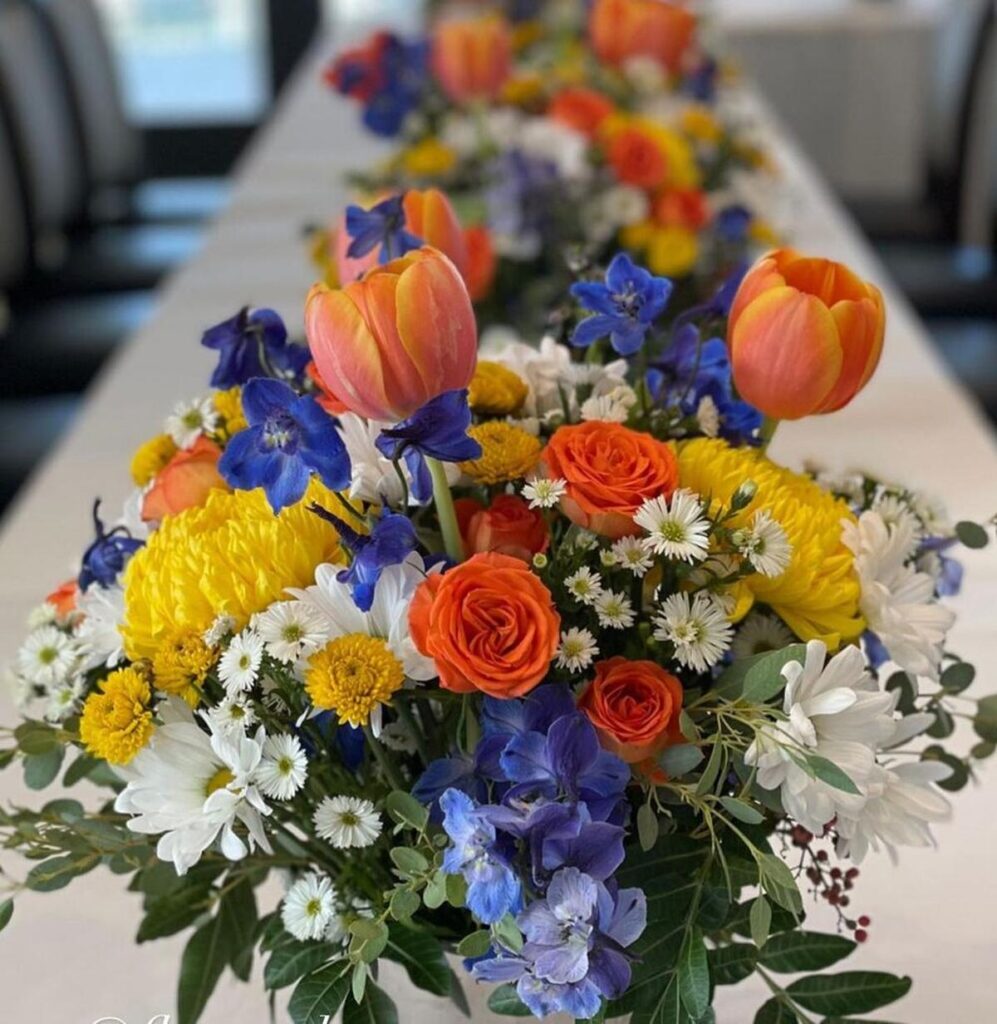 28 Spring Floral Arrangements to Brighten Your Home