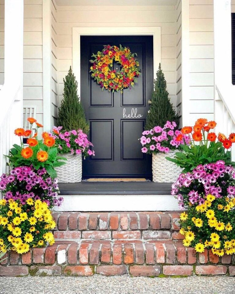 18 Colorful Spring Porch Decor Ideas for a Bright and Inviting Entrance