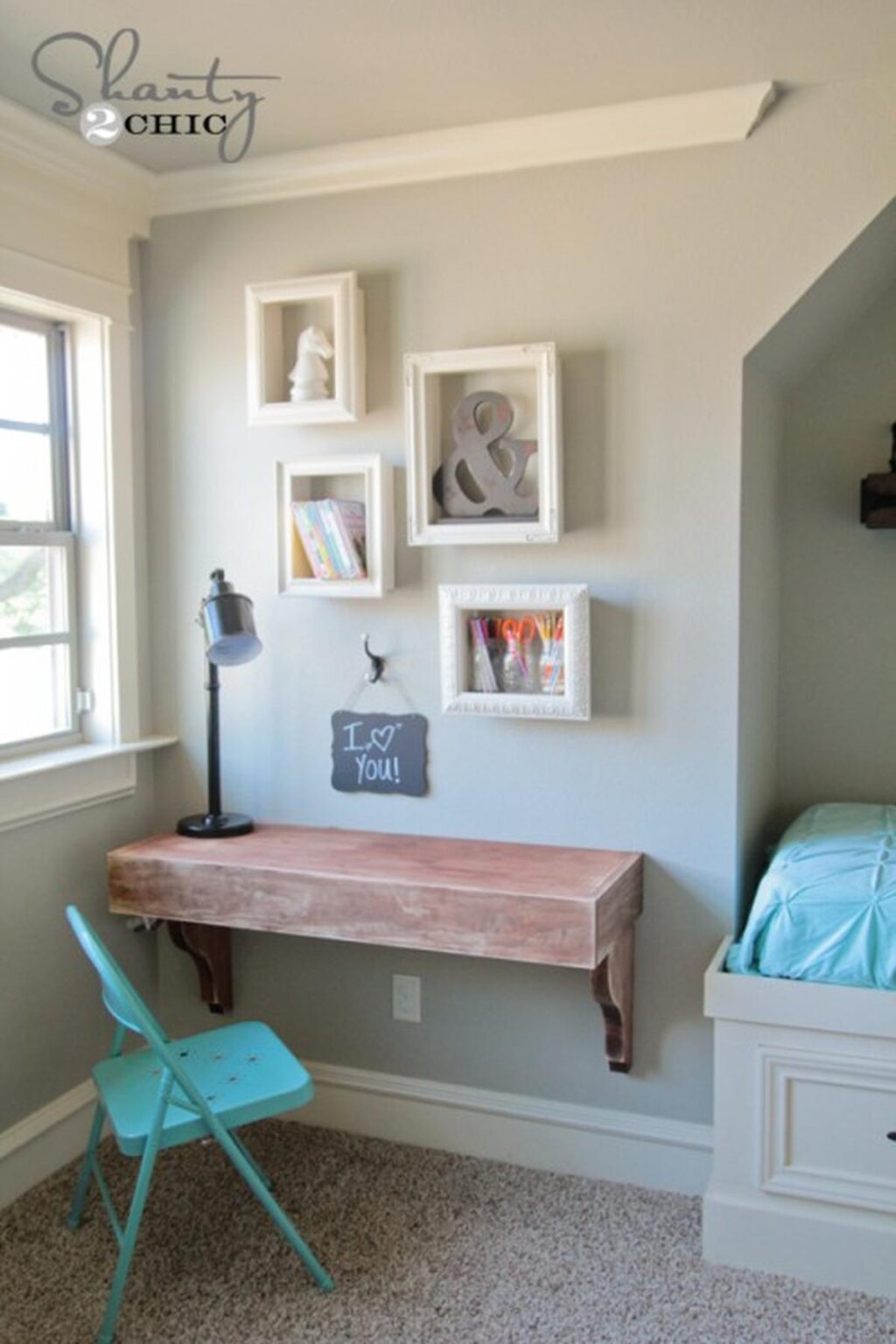 25 Creative Ways to Repurpose Old Picture Frames