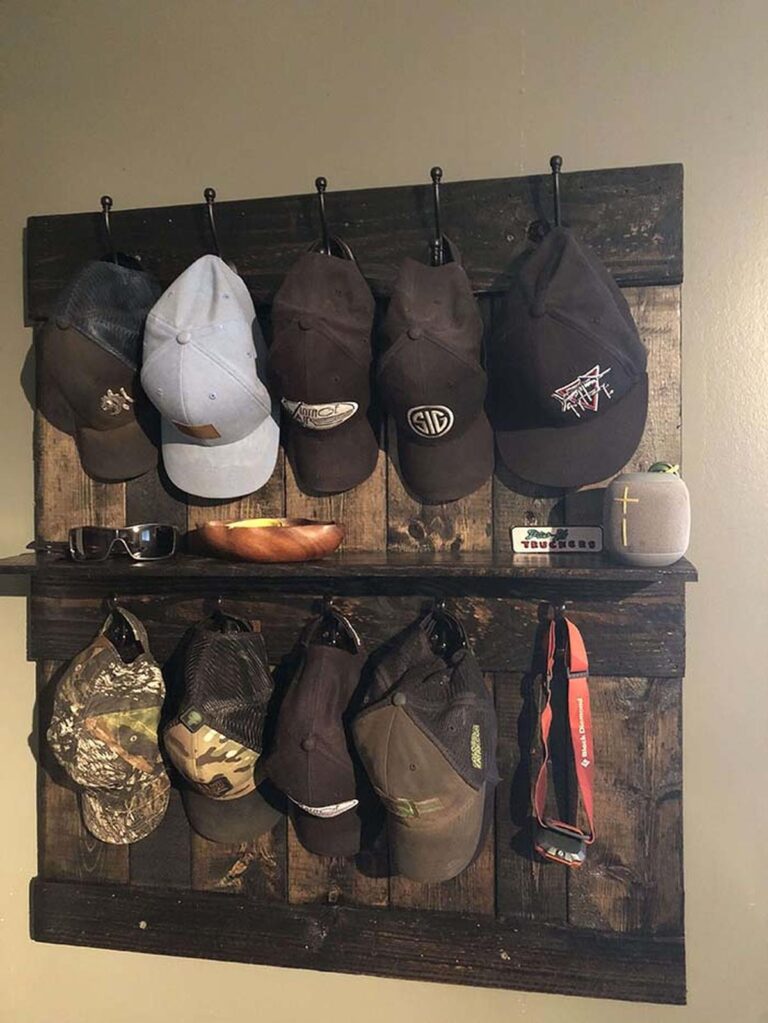 84 DIY Hat Rack Ideas to Organize in Style