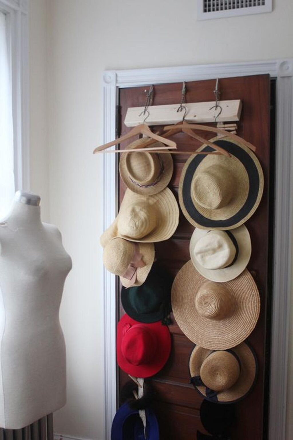84 DIY Hat Rack Ideas to Organize in Style