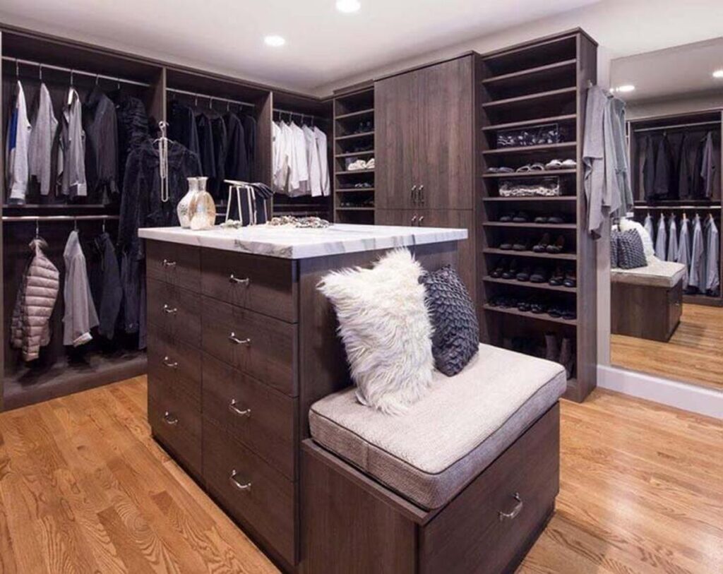 35 Top Walk-In Closet Ideas to Maximize Space