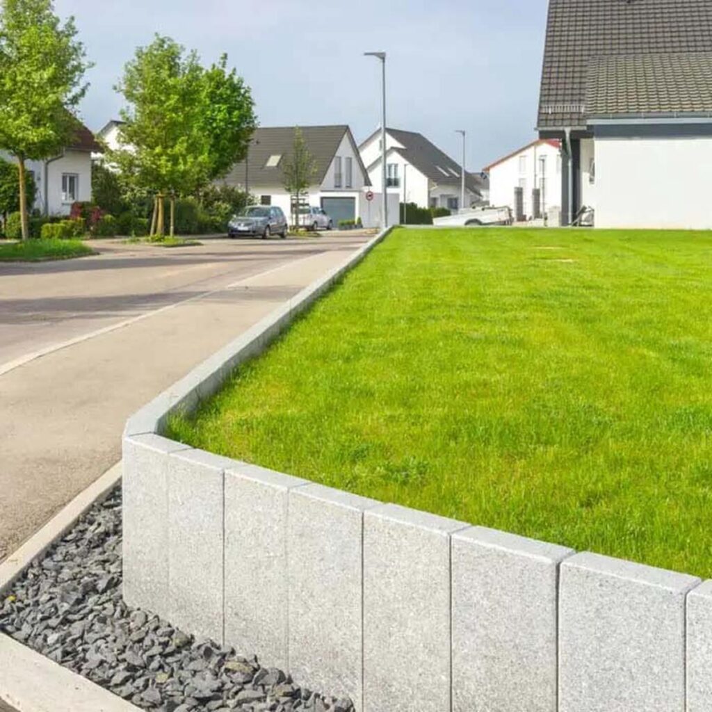 25 Beautiful Garden Borders to Create