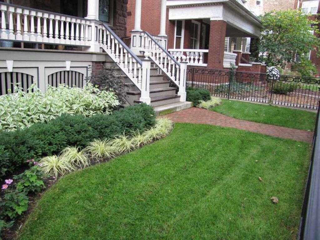 20 Top Layered Landscaping Ideas for Beauty