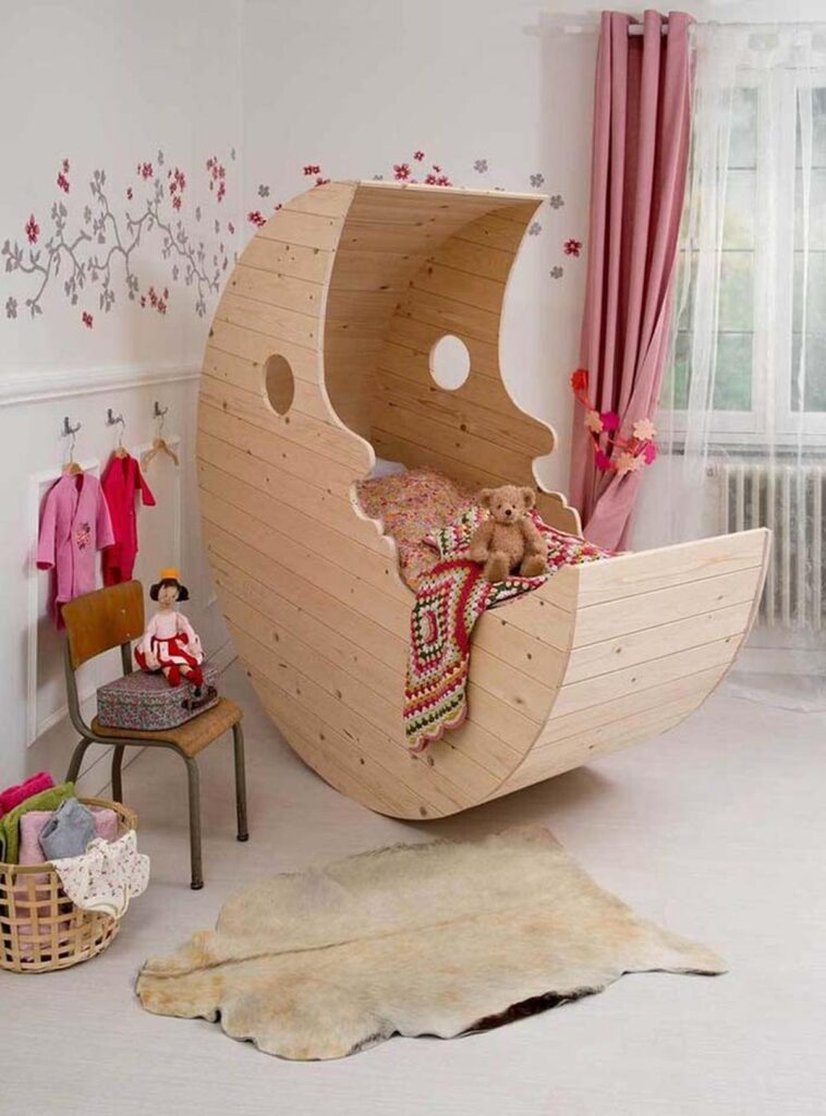 12 DIY Ideas for Cute Moon Shaped Baby Cribs