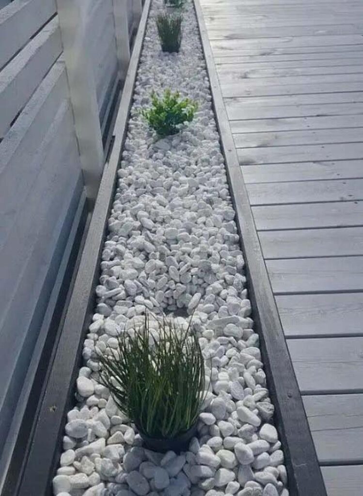 25 Beautiful Garden Borders to Create