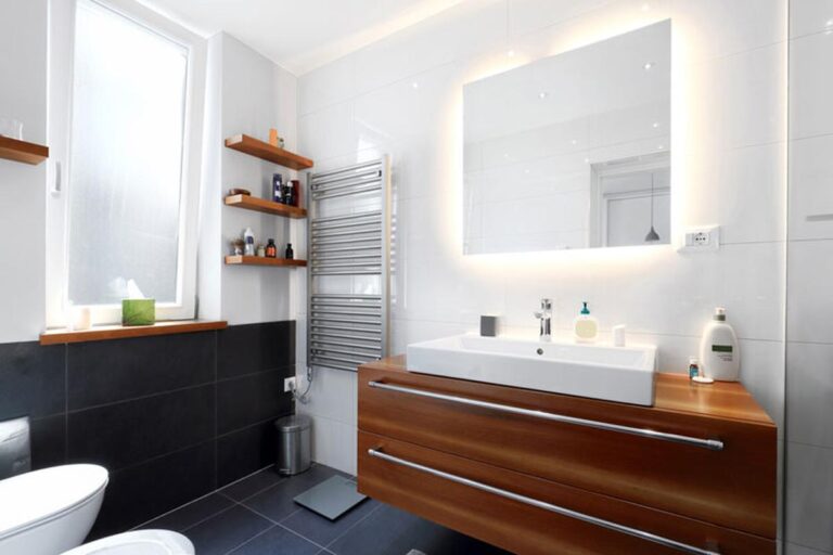 53 Best Masculine Men's Bathroom Ideas for Ultimate Relaxation