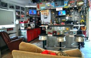 70 Stylish and Cool Man Cave Ideas