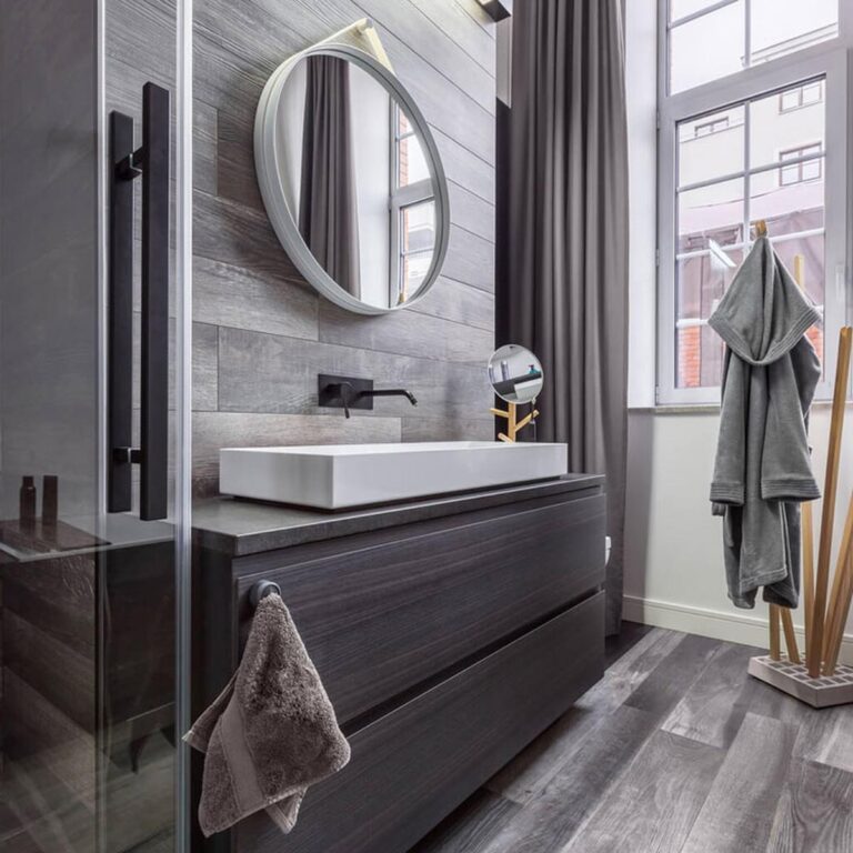 53 Best Masculine Men's Bathroom Ideas for Ultimate Relaxation