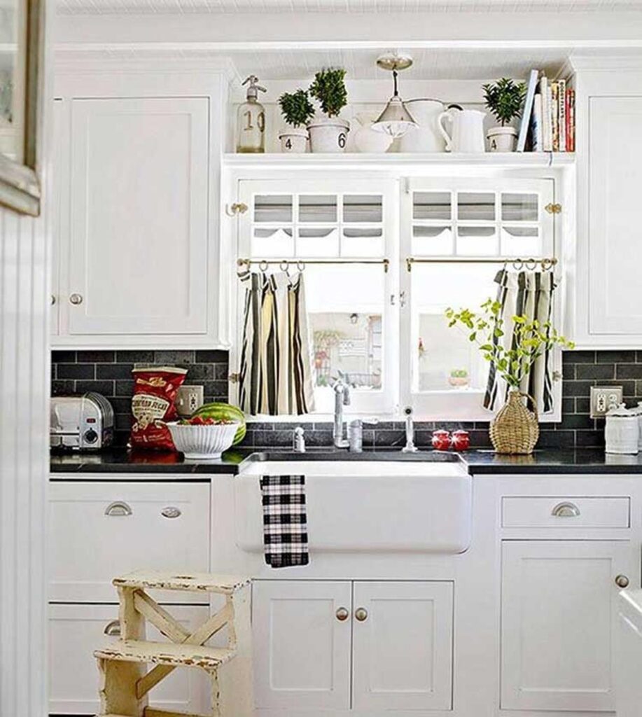 53 Stunning Farmhouse Kitchen Backsplash Ideas for Your Home