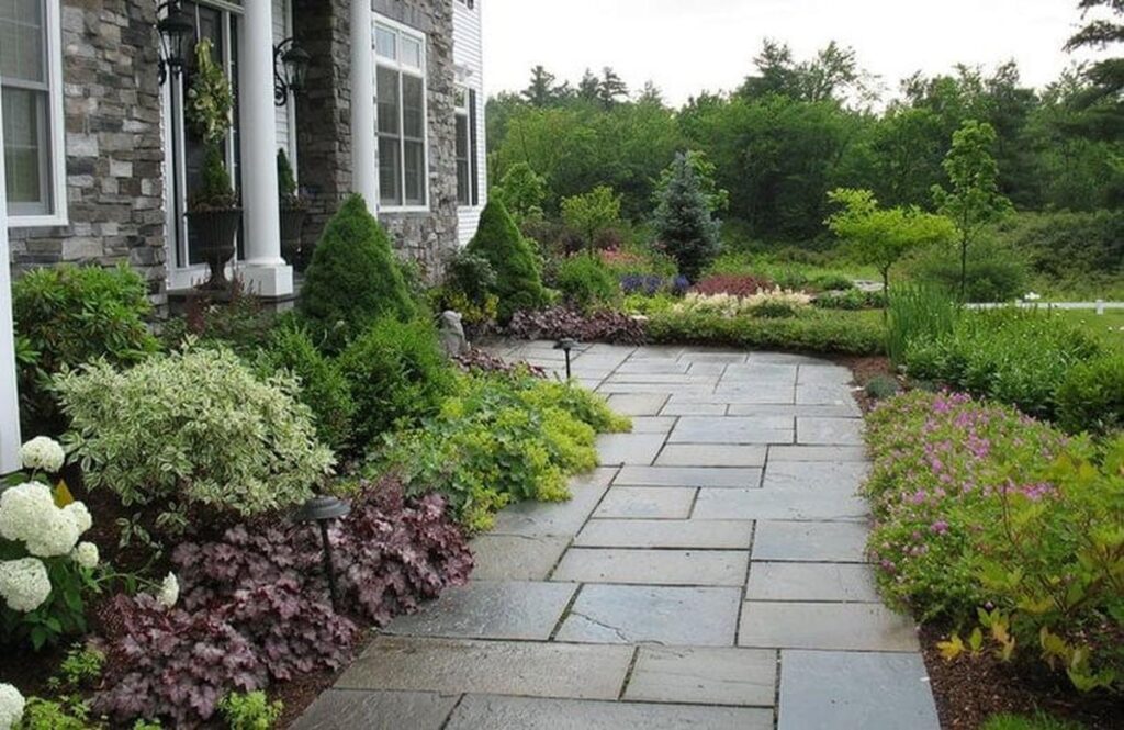65 Inspiring Front Yard Landscaping Ideas to Impress Visitors