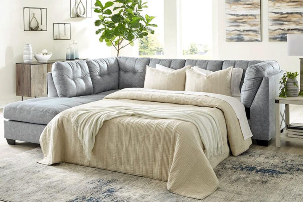 17 Best Ideas to Transform Your Living Room into a Bedroom