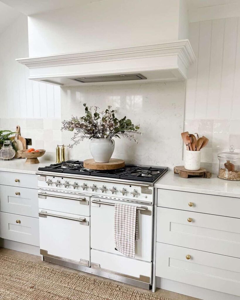 28 Rustic Farmhouse French Country Kitchens to Love -Architectural ...