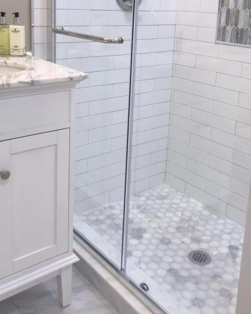 25 Walk-In Shower Ideas for a Spa-Like Experience -Architectural Foundation