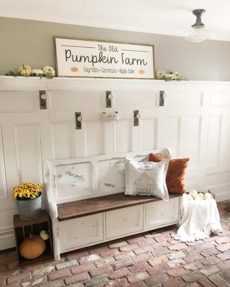 51 Ideal Farmhouse Entry Bench for a Warm Welcome -Architectural Foundation