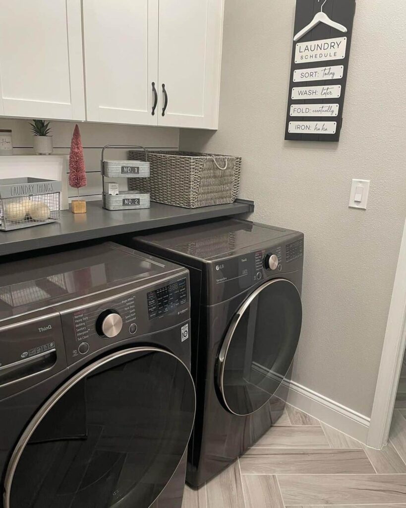 30 Chic and Space-Saving Ideas to Elevate Your Small Laundry Room ...