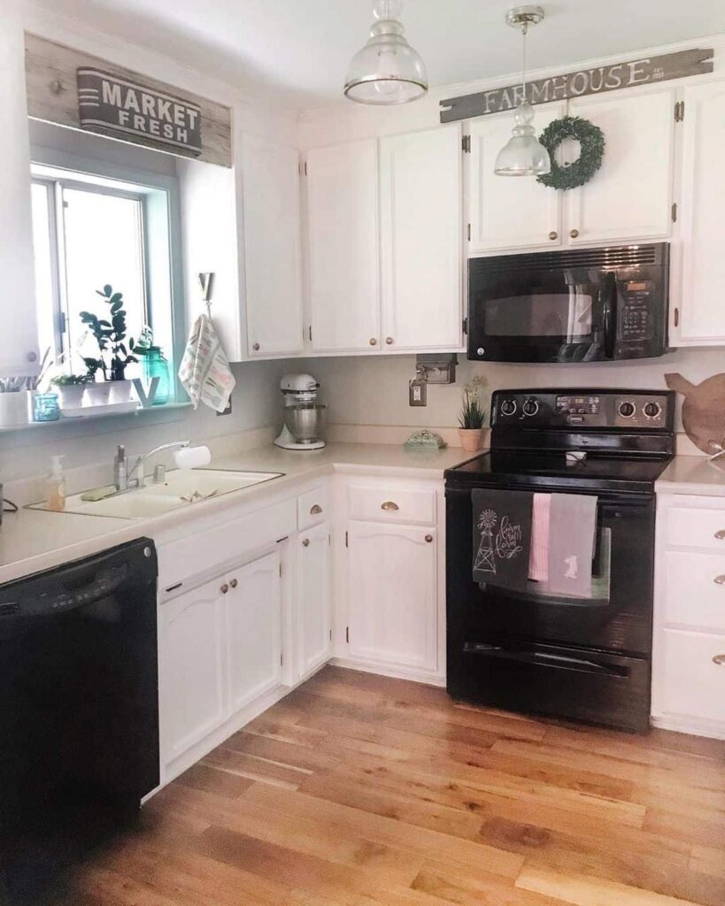 22 Over-the-Range Microwave Cabinet Ideas for a Sleek Kitchen ...
