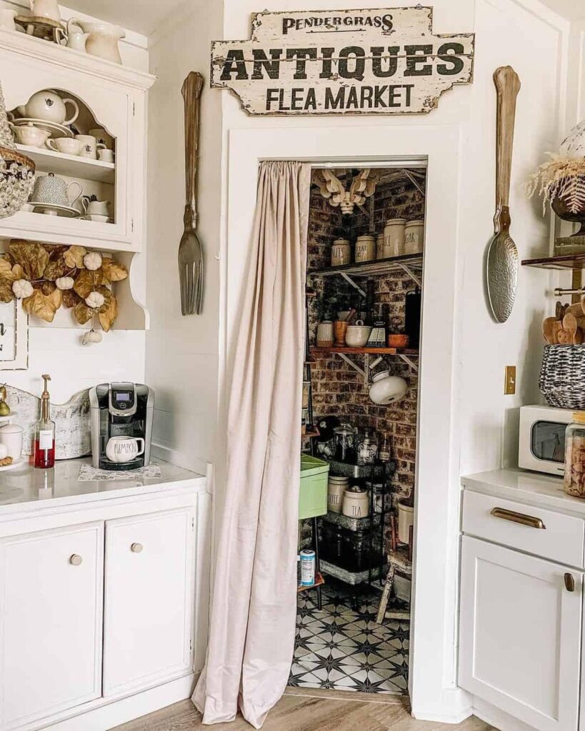 24 Creative Floating Pantry Shelves for Any Space -Architectural Foundation