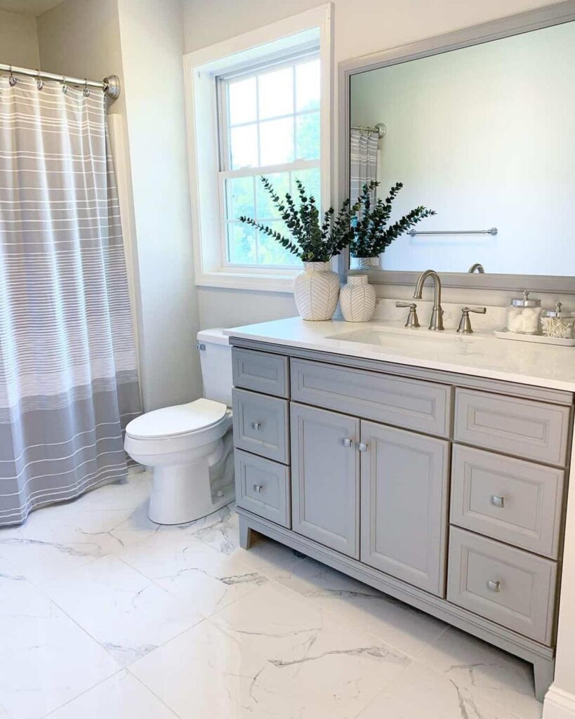 24 Chic and Practical Solutions for Toilet and Bathtub Combos to ...