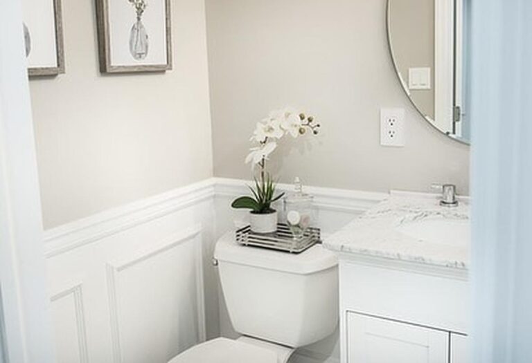 28 Beautiful Small Bathroom Wainscoting Ideas to Add Charm ...