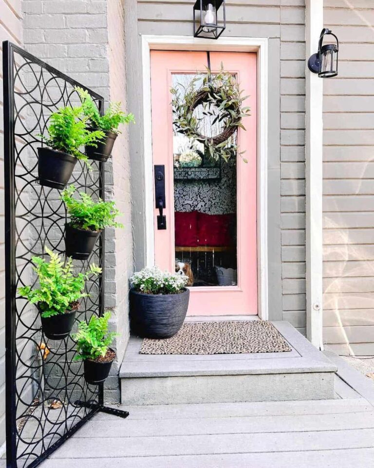 19 Vibrant Red and Pink Door Designs for a Warm Welcome -Architectural ...