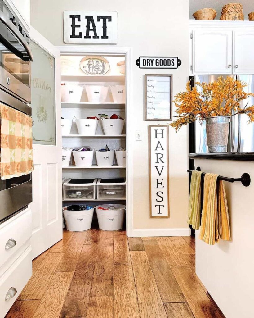 35 Creative Kitchen Signs That Reflect Your Style -Architectural Foundation
