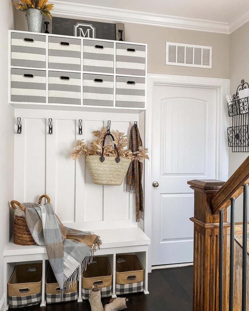 29 Smart Mudroom Organization Ideas for a Neat Entryway -Architectural ...