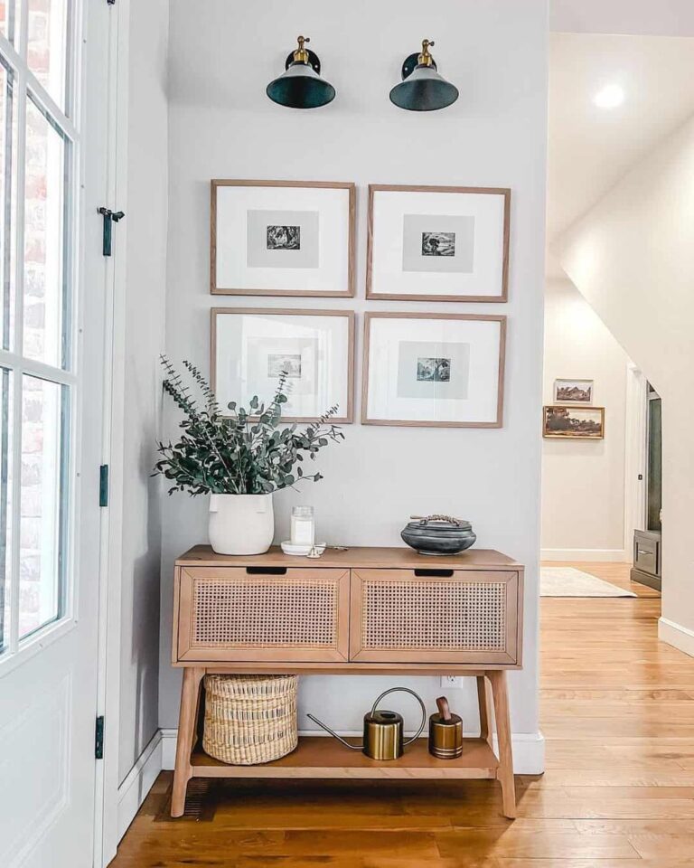 30 Stylish Entry Table Decor Ideas to Welcome Guests -Architectural ...
