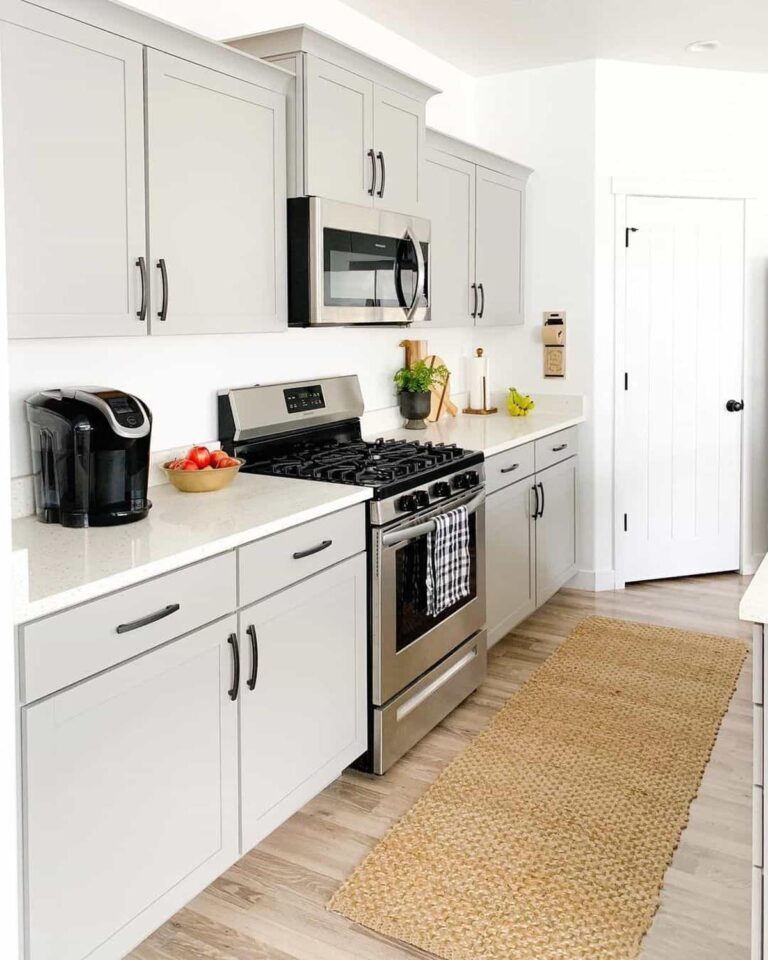 22 Over-the-Range Microwave Cabinet Ideas for a Sleek Kitchen ...