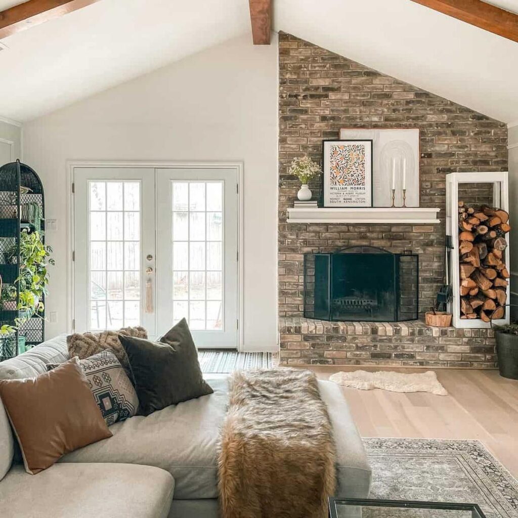 25 Cozy Living Rooms With Sectionals and Fireplace -Architectural ...