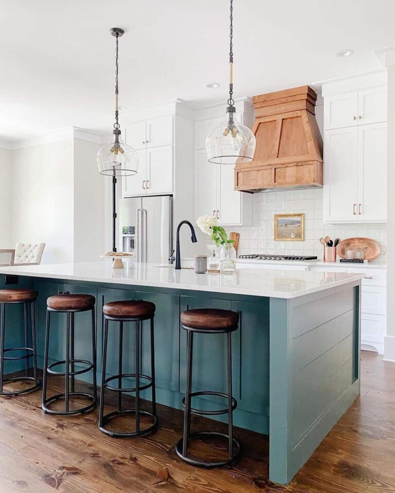 36 Eye-Catching Kitchen Island Pendant Lights for Functional Style ...