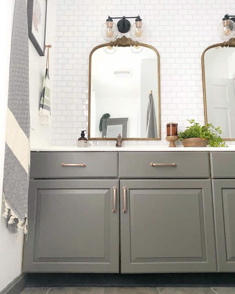 28 Gorgeous Subway Tile Bathrooms to Inspire You -Architectural Foundation