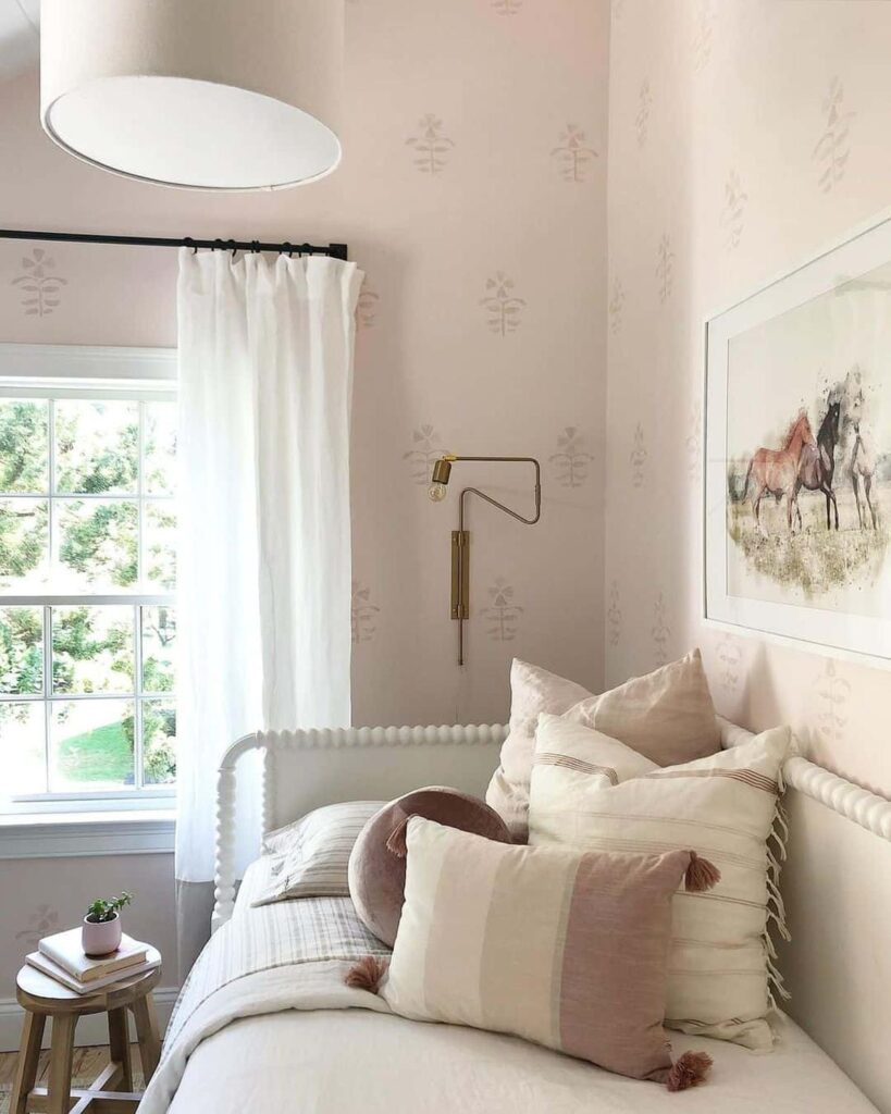 21 Pink Wall Designs to Add Warmth, Sophistication, and a Youthful Vibe ...