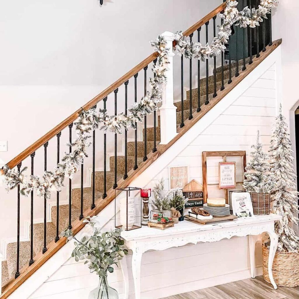 18 Under Stairs Console Table Ideas to Maximize Space -Architectural ...