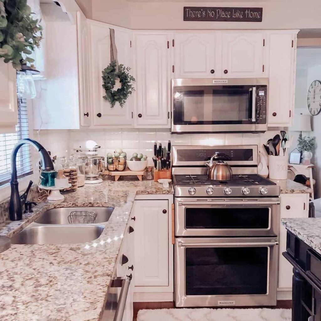 22 Over-the-Range Microwave Cabinet Ideas for a Sleek Kitchen ...