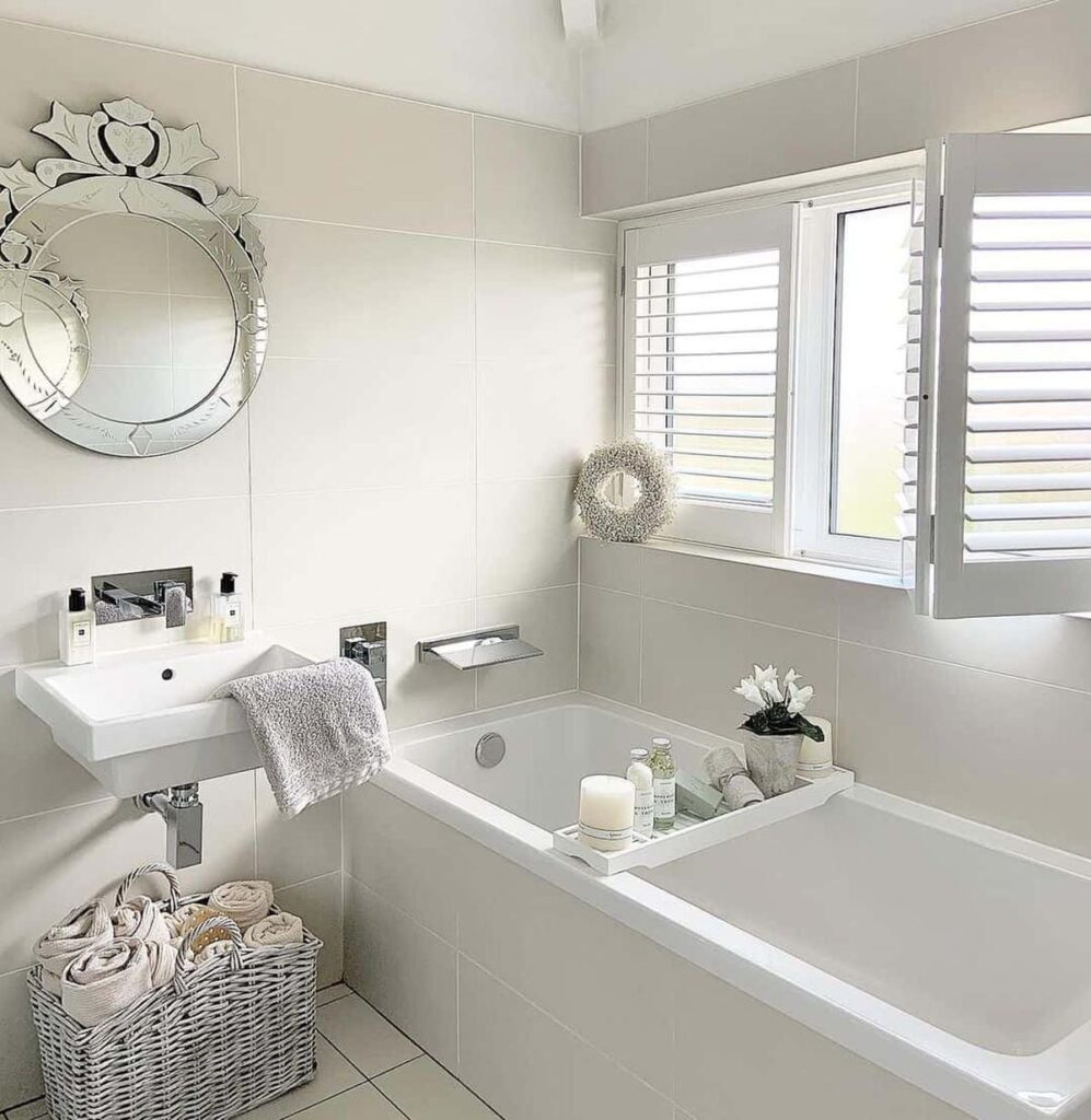 34 Beautiful Bathroom Window Ideas for Natural Light -Architectural ...